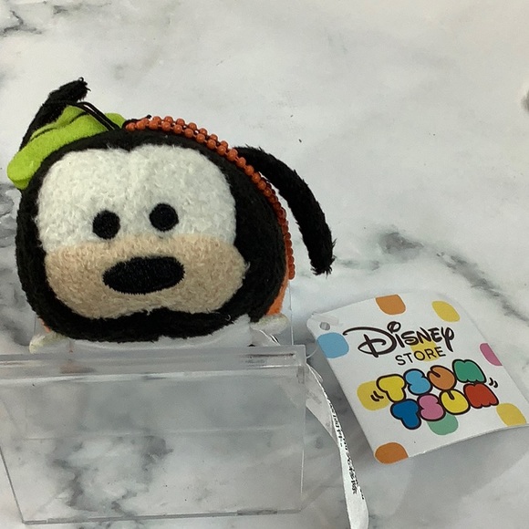 Disney | Other | Nwt Disney Plush Keychain Goofy | Poshmark